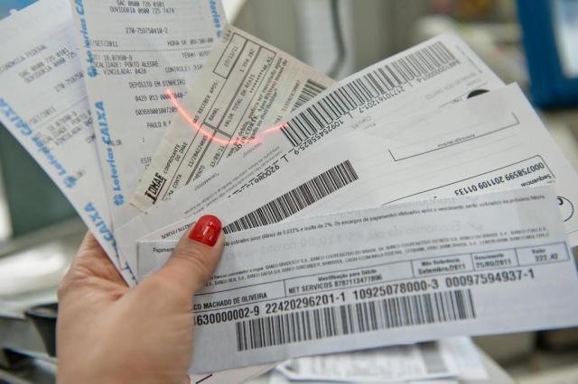 Febraban adia para 2018 recebimento de boletos vencidos em qualquer banco Febraban adia para 2018 recebimento de boletos vencidos em qualquer banco